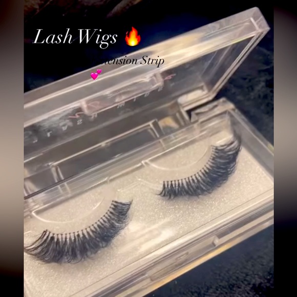 Makeup | Custom Lash Extensions | Poshmark